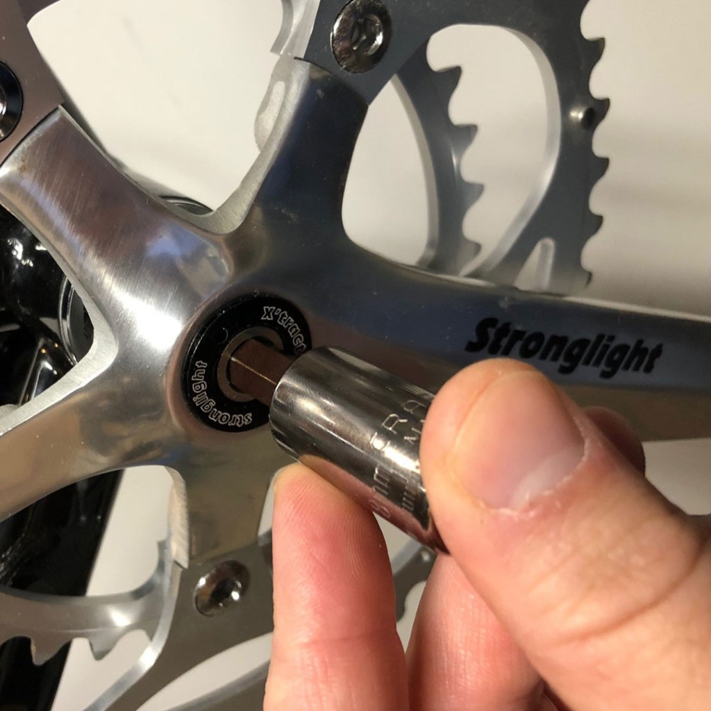 stronglight-impact-installing-tighten-bolt – Frugal Average Bicyclist